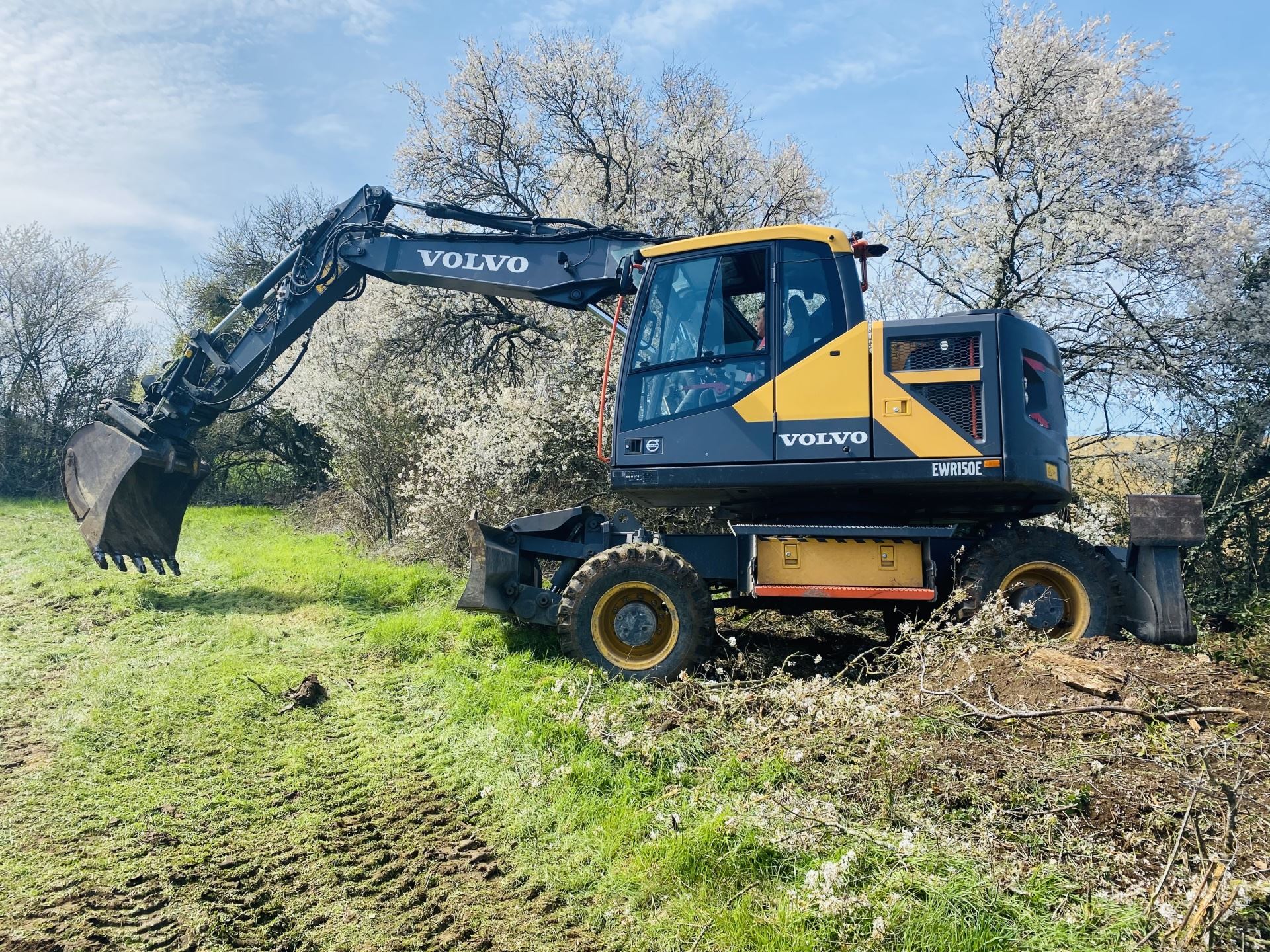 Terrassier dans la meuse - LMTP 55 effectue vos travaux de terrassement